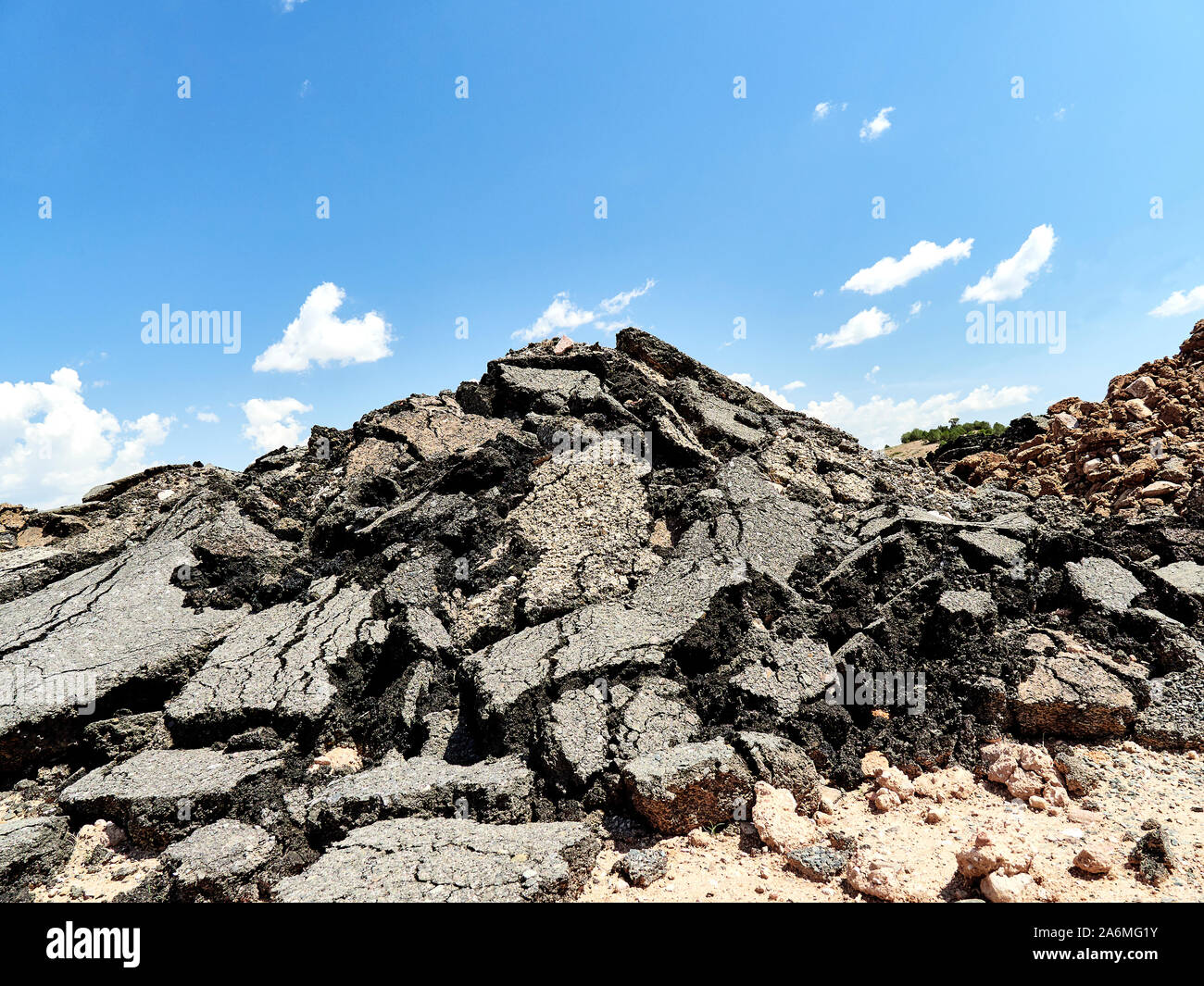 Pile Of Asphalt Road Paving Stock Photo - Alamy