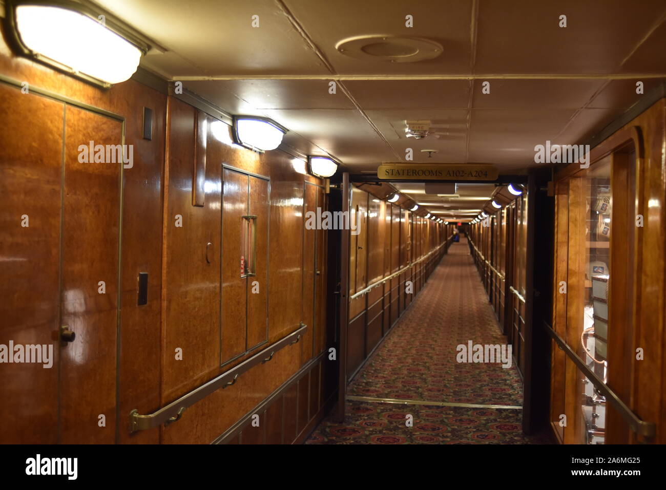 Cunard White Star Line High Resolution Stock Photography and Images - Alamy