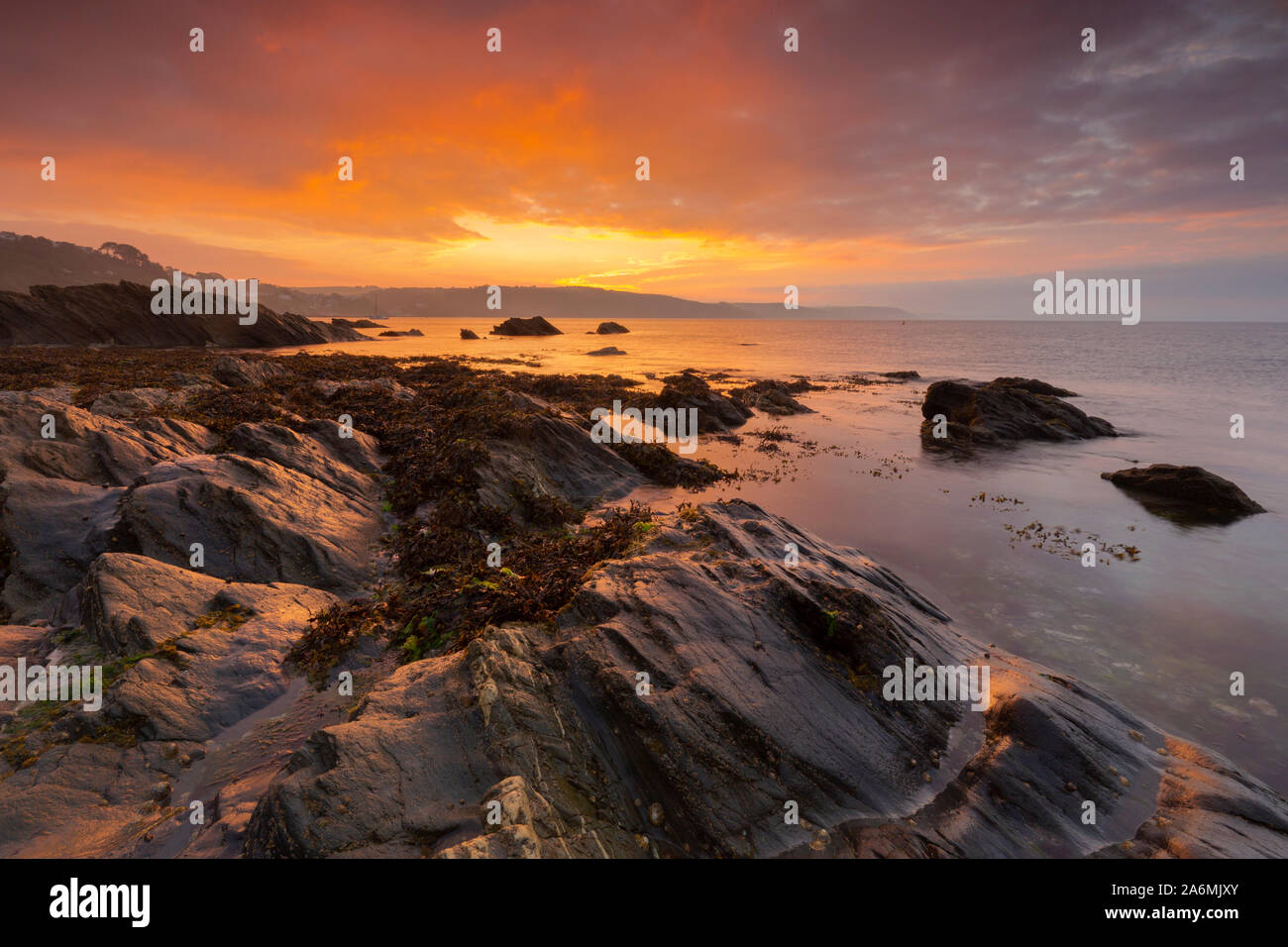 Hannafore Sunrise Cornwall Stock Photo - Alamy