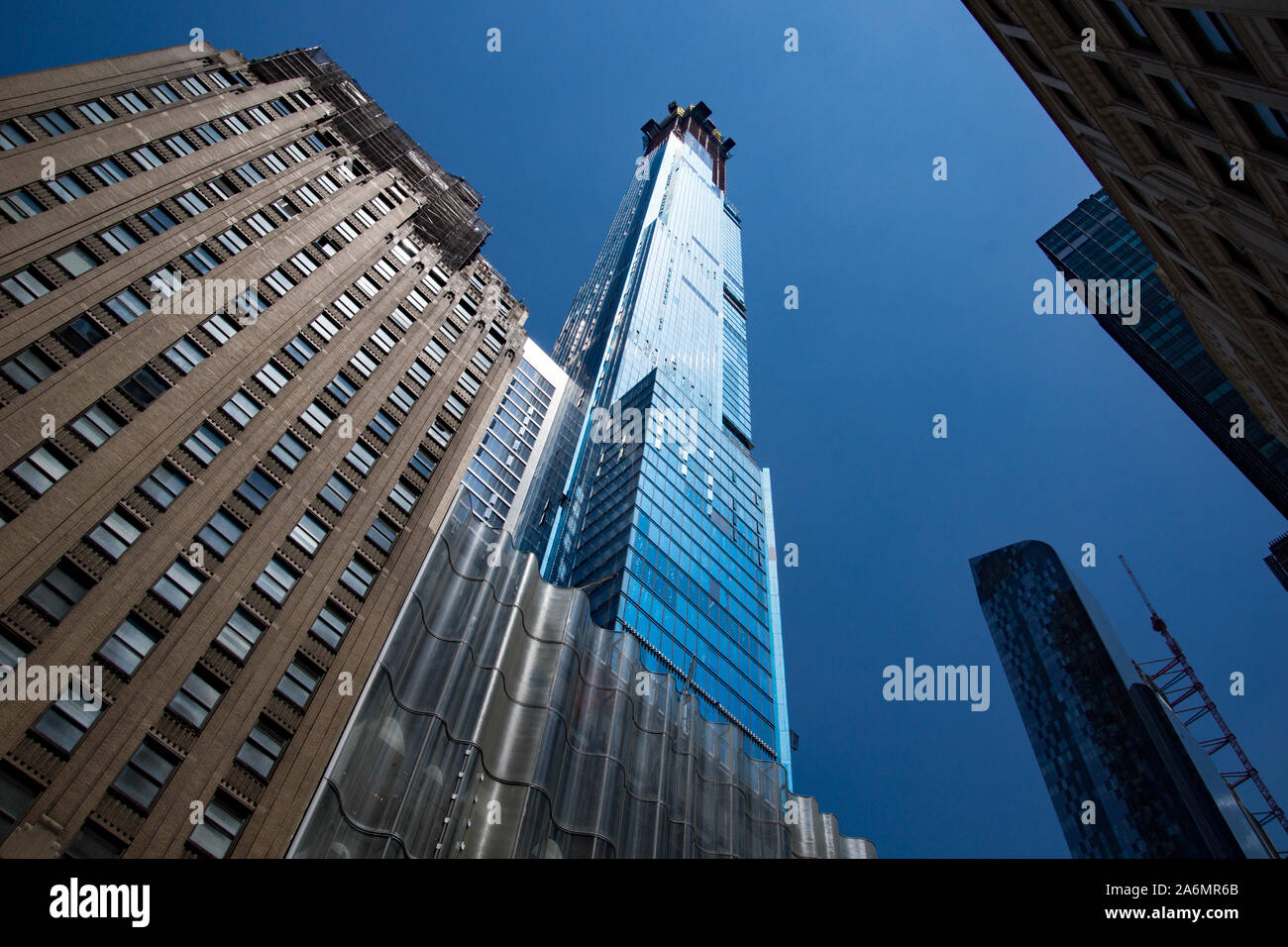 Largest Building In New York