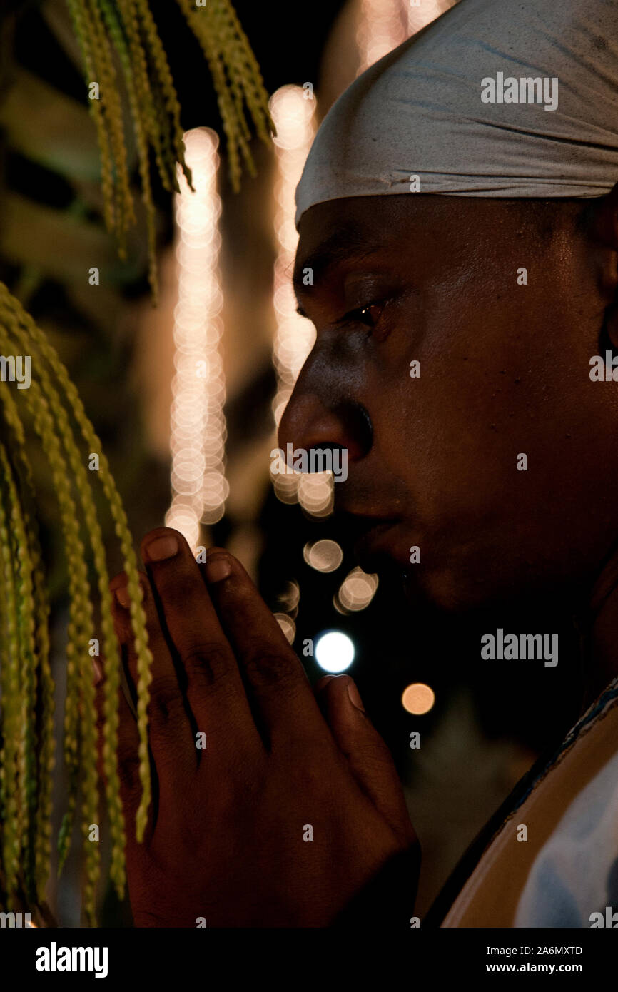 Praying indian villages hi-res stock photography and images - Alamy