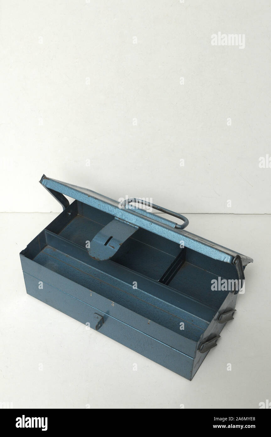 Toolbox blue hi-res stock photography and images - Alamy