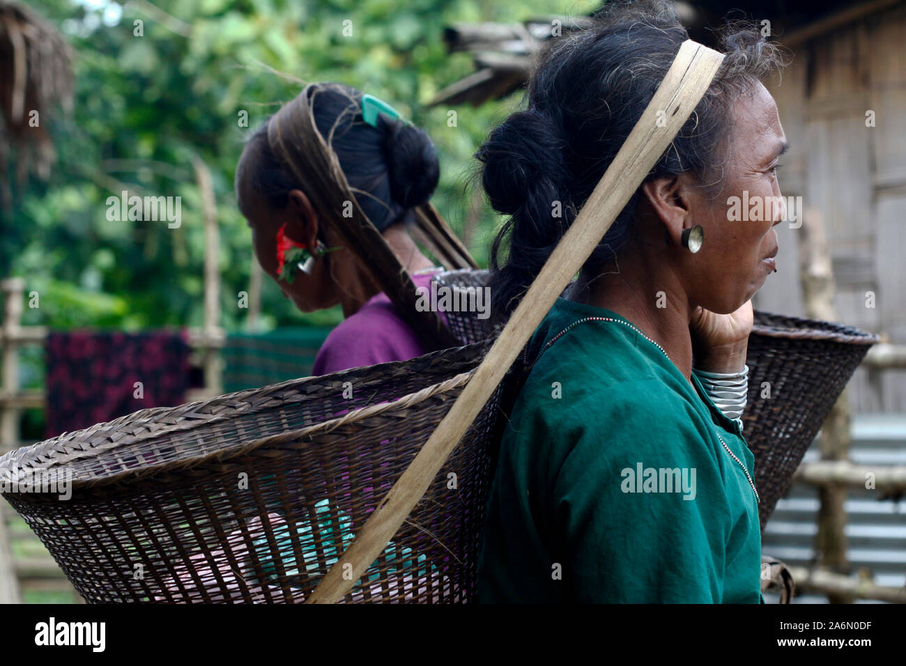 Mru tribe hi-res stock photography and images - Alamy