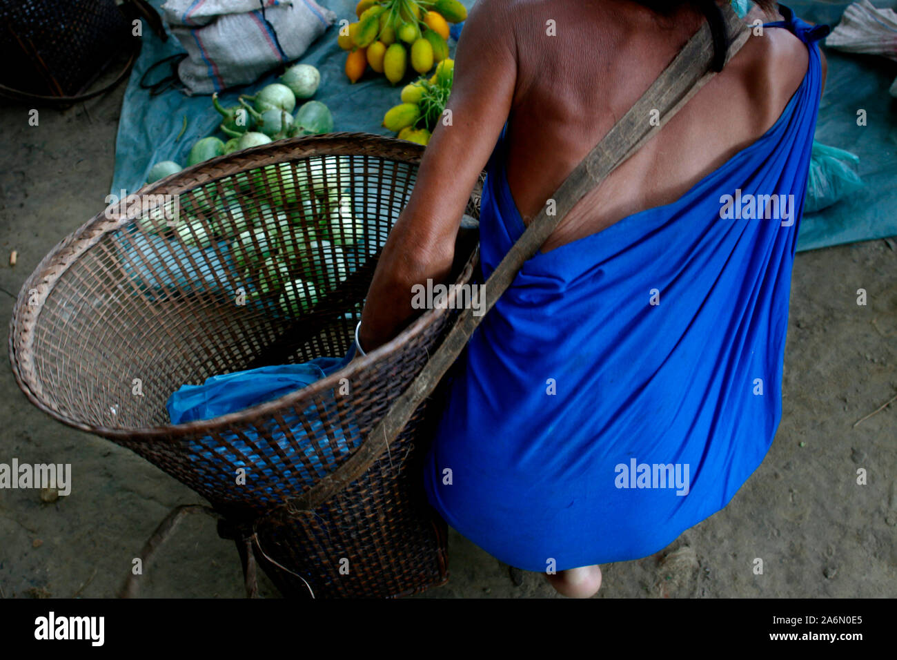 Mru tribe hi-res stock photography and images - Alamy