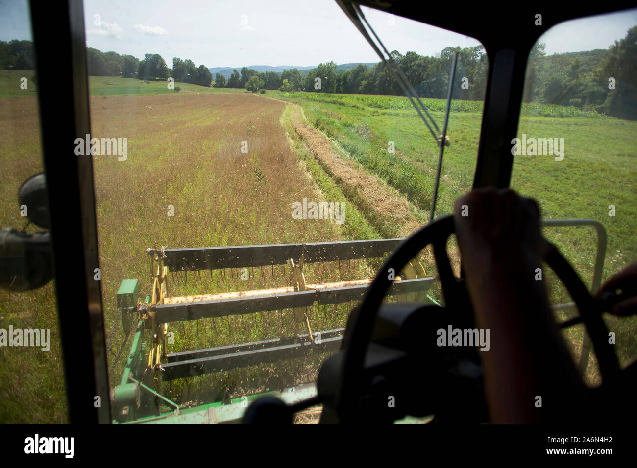25 acre farm hi-res stock photography and images - Alamy
