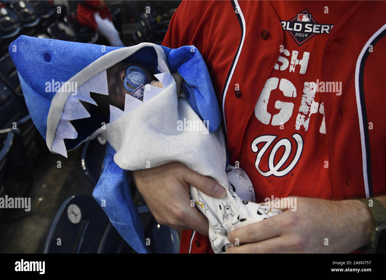 Baby shark live! hi-res stock photography and images - Alamy
