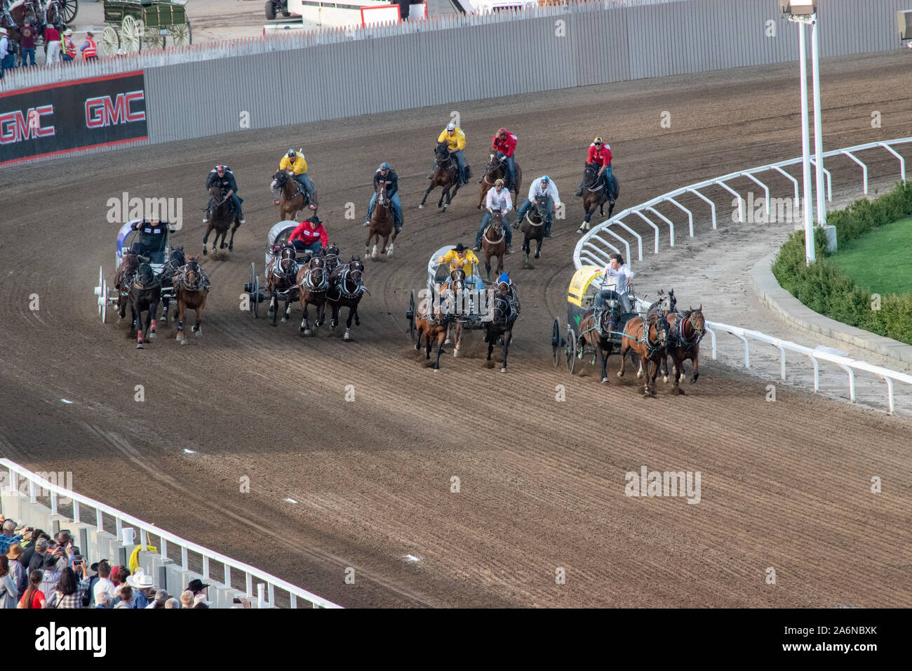 GMC Rangeland Derby Chuckwagon Racing at the Calgary Stampede ...