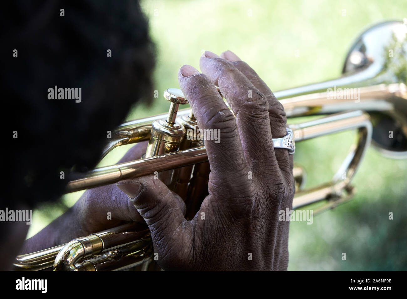 Playing trumpet hand hi-res stock photography and images - Alamy