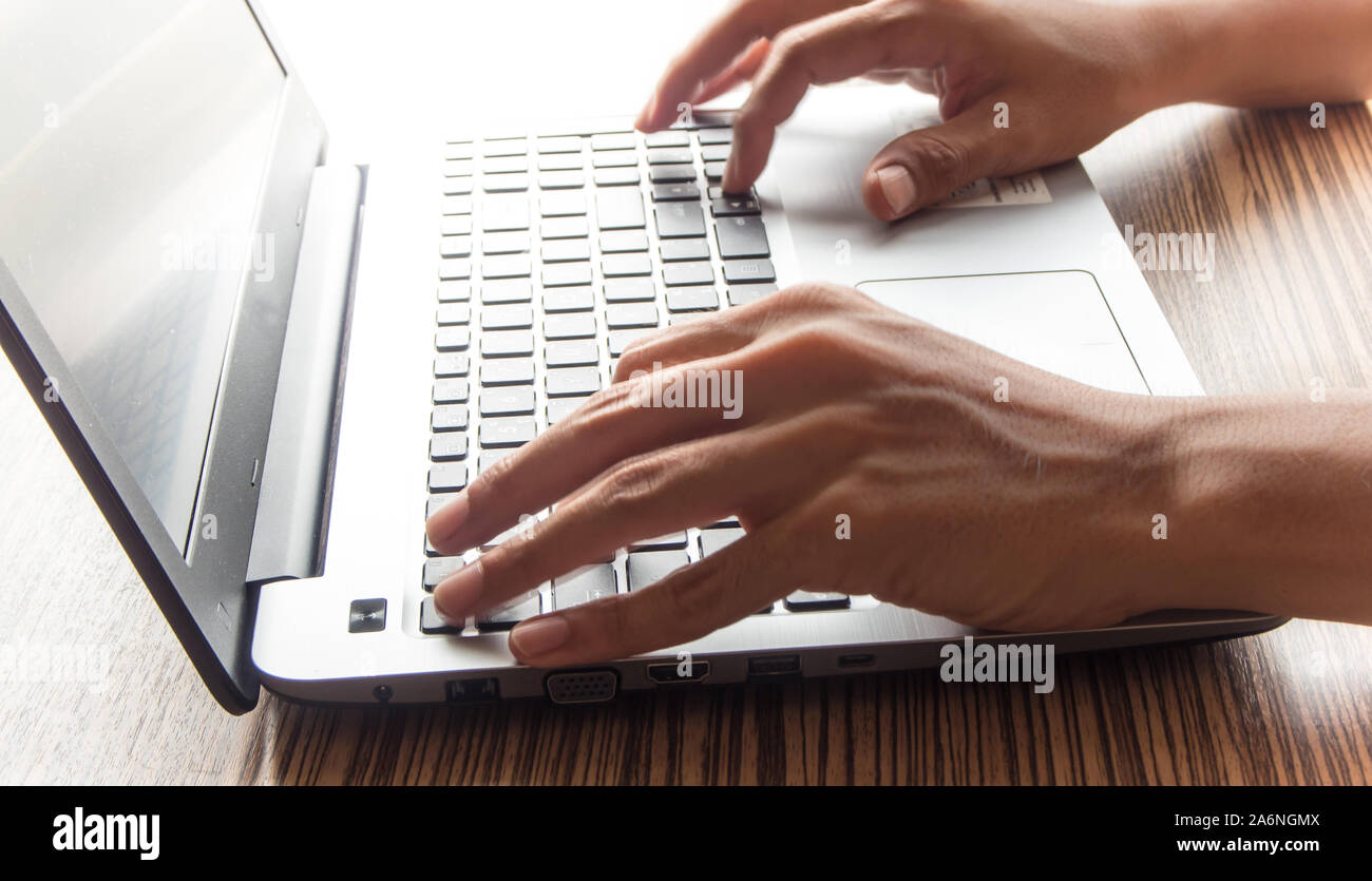 Labtop man hi-res stock photography and images - Alamy