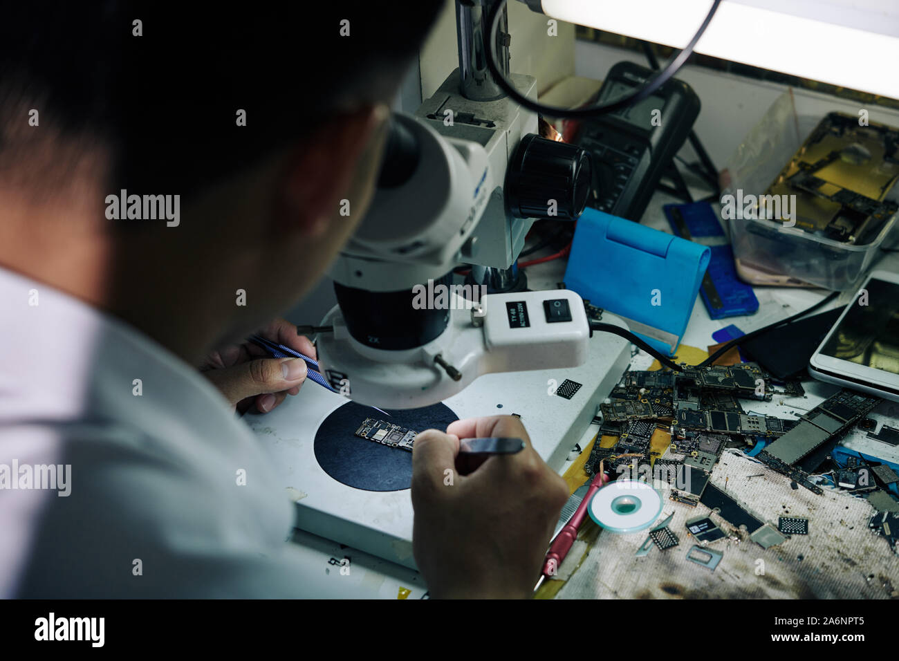 Computer cpu microscope hi-res stock photography and images - Alamy