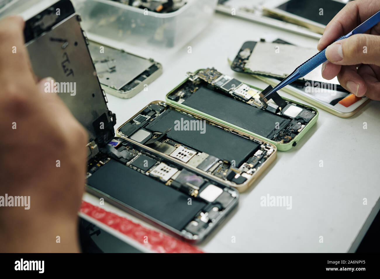 Fixed telephones hi-res stock photography and images - Alamy