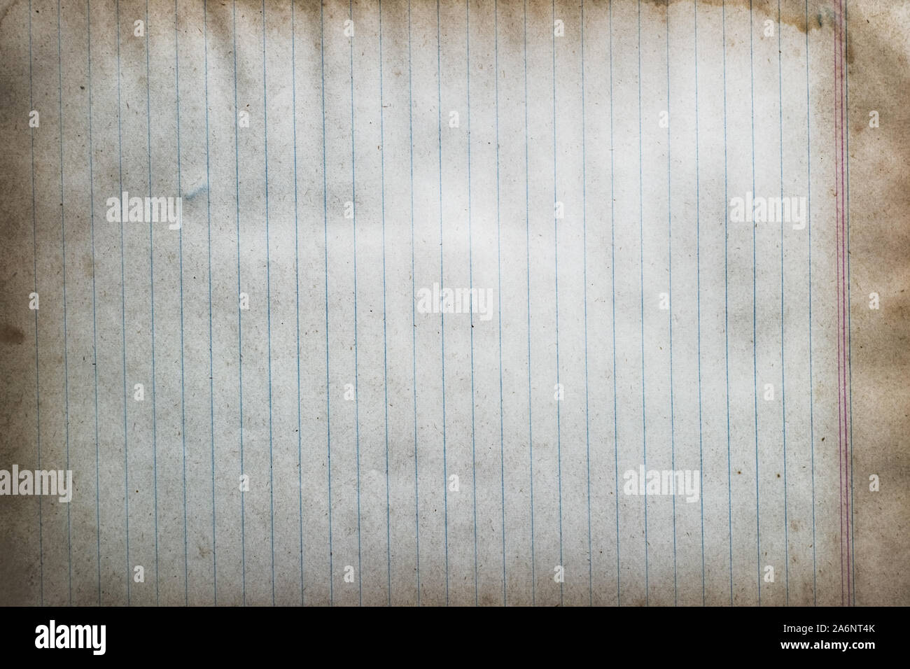 old lined sheet of notepad crumpled paper Stock Photo - Alamy