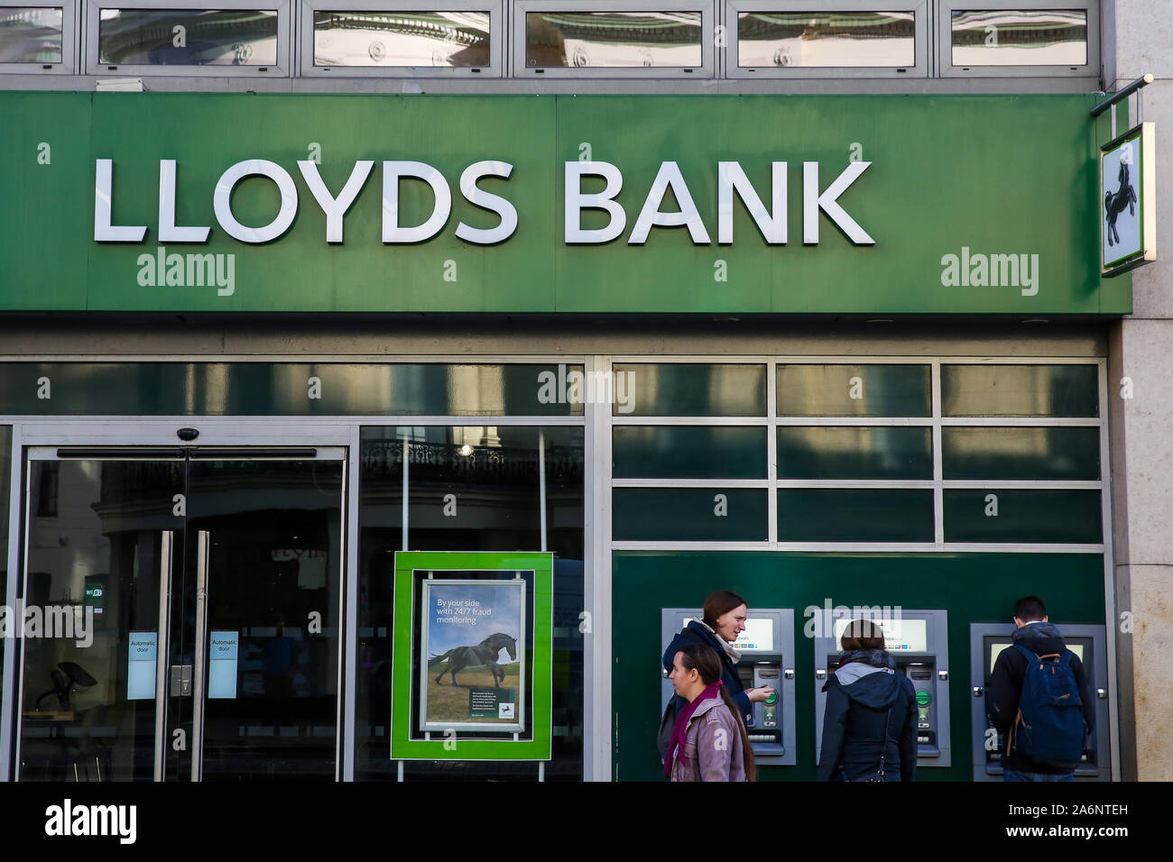 Lloyds bank branch sign logo hi-res stock photography and images - Alamy