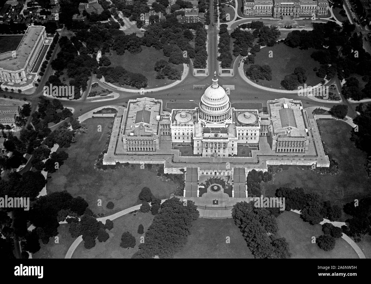 Washington D.C. History - Aerial view of United States Capitol ca. 1919 ...