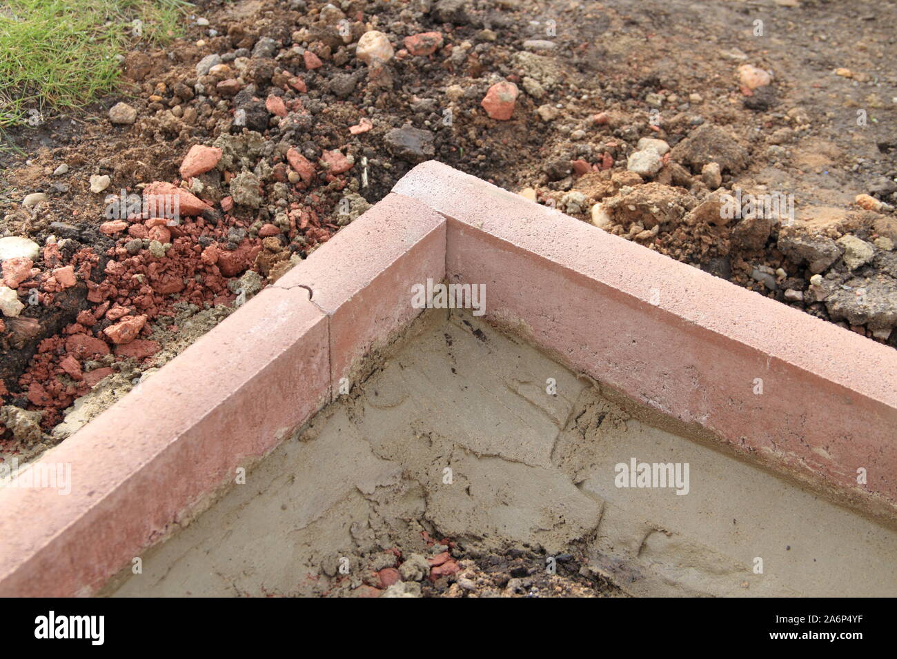 Laying curbs hi-res stock photography and images - Alamy
