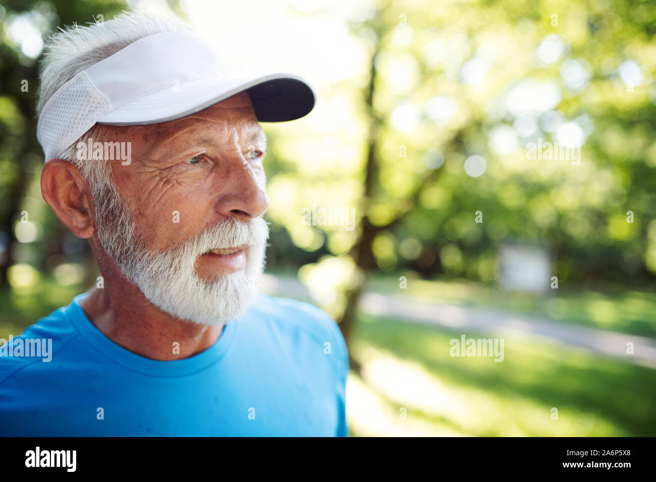 Nice old man hi-res stock photography and images - Alamy