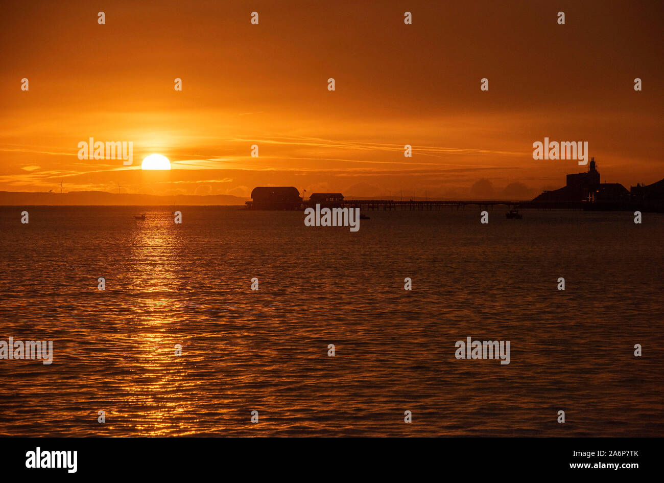 Mumbles seafront hi-res stock photography and images - Alamy