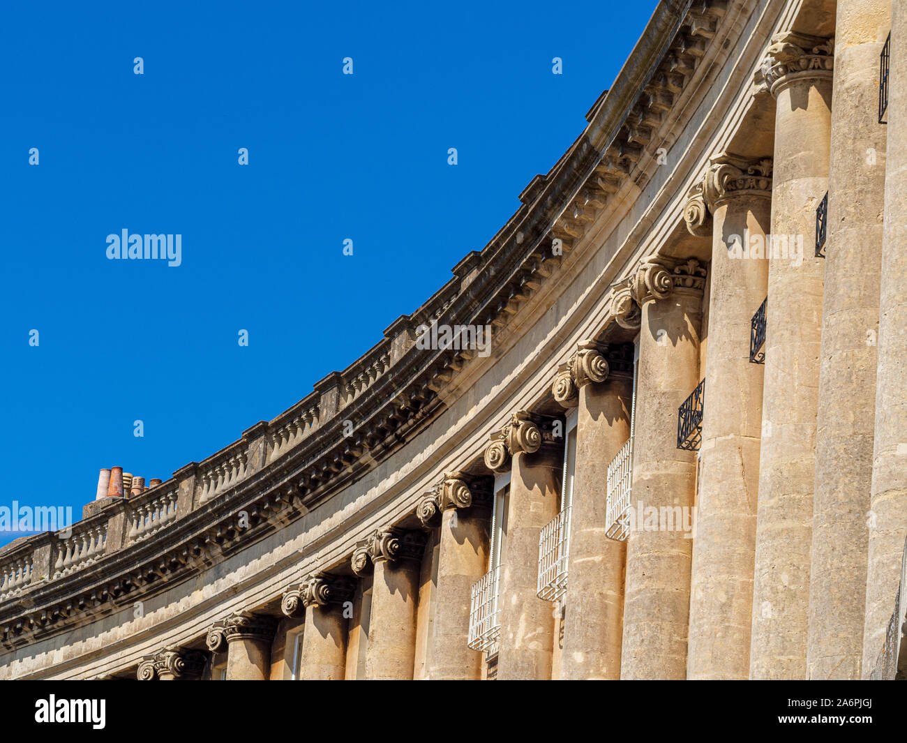 Georgian houses crescent town hi-res stock photography and images - Alamy