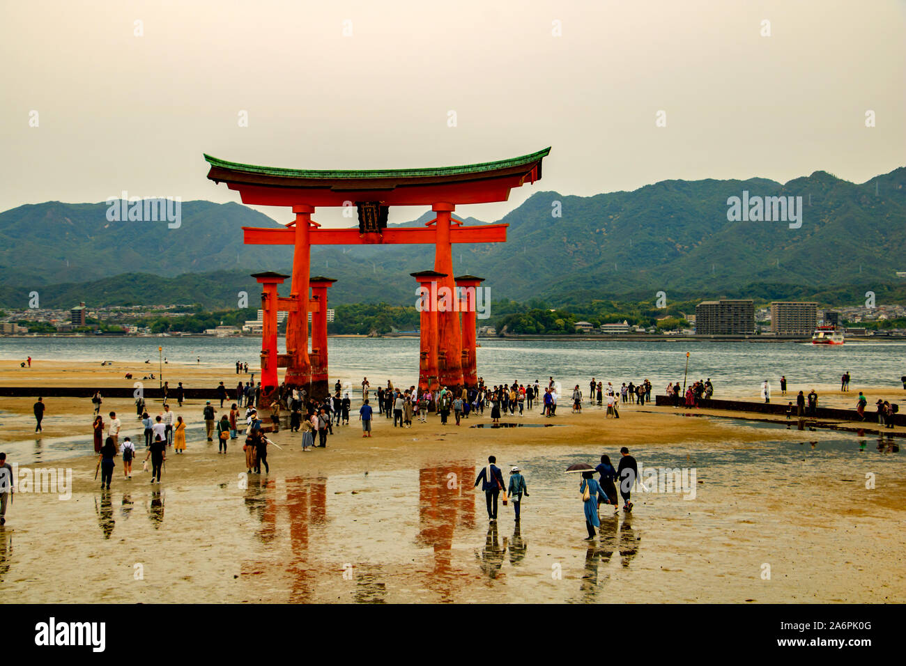Tourists on beach itsukushima hi-res stock photography and images - Alamy