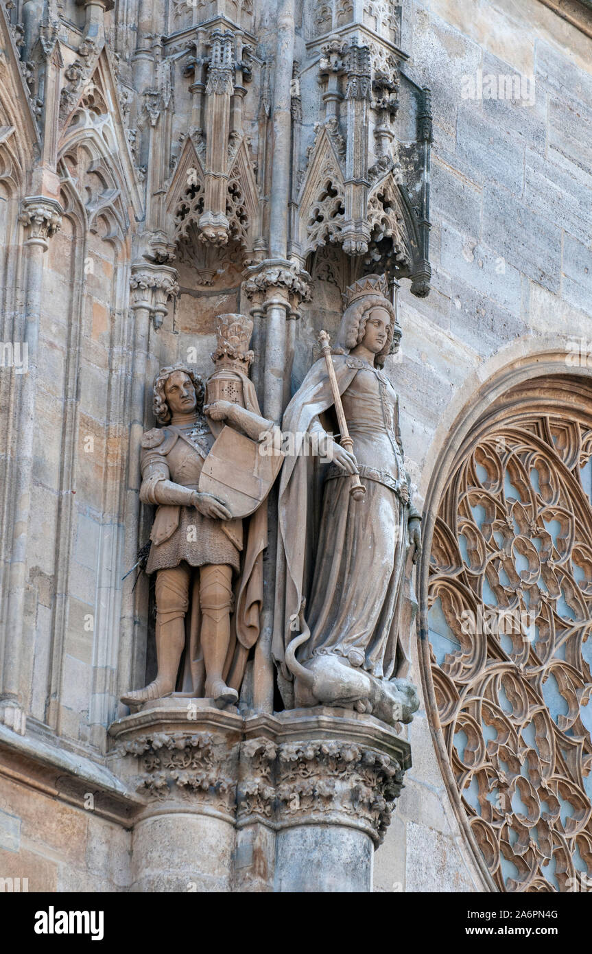 Close up details of the exterior of St. Stephan (Stephansdom) Cathedral ...