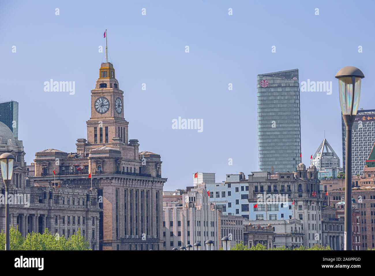 Customs building shanghai hi-res stock photography and images - Alamy