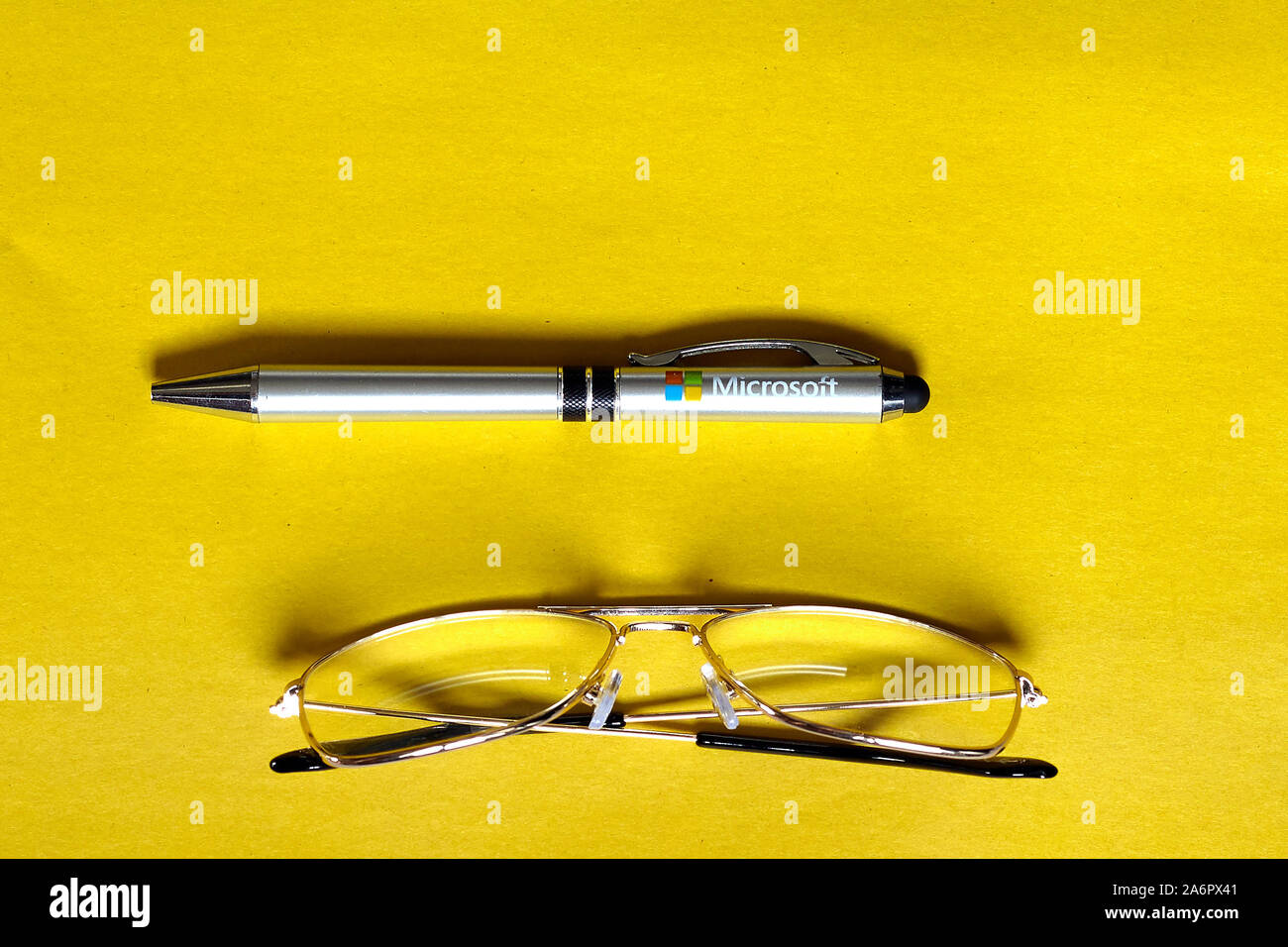 Microsoft logo black background hi-res stock photography and images - Alamy