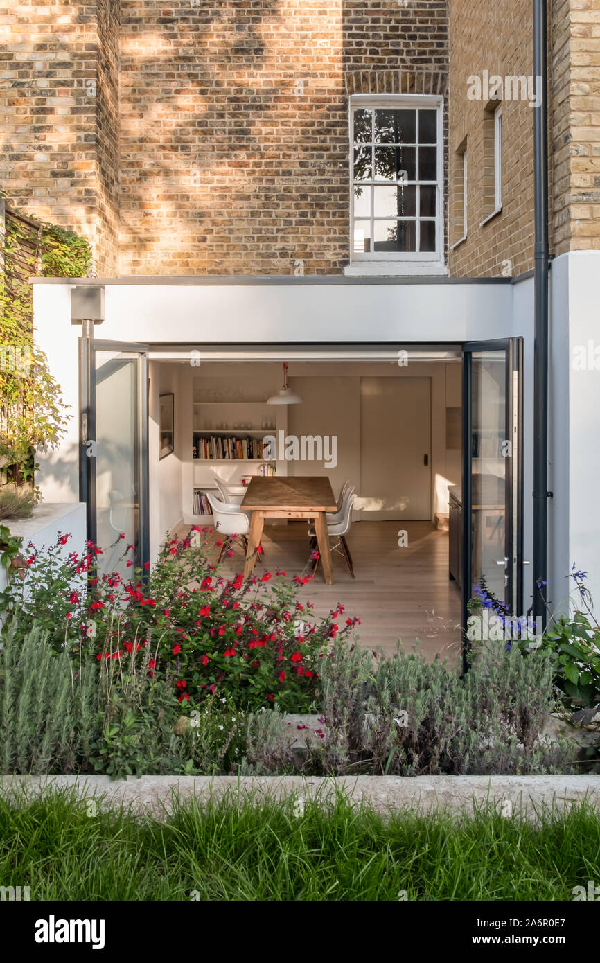 Extension of a house in clapham hi-res stock photography and images - Alamy