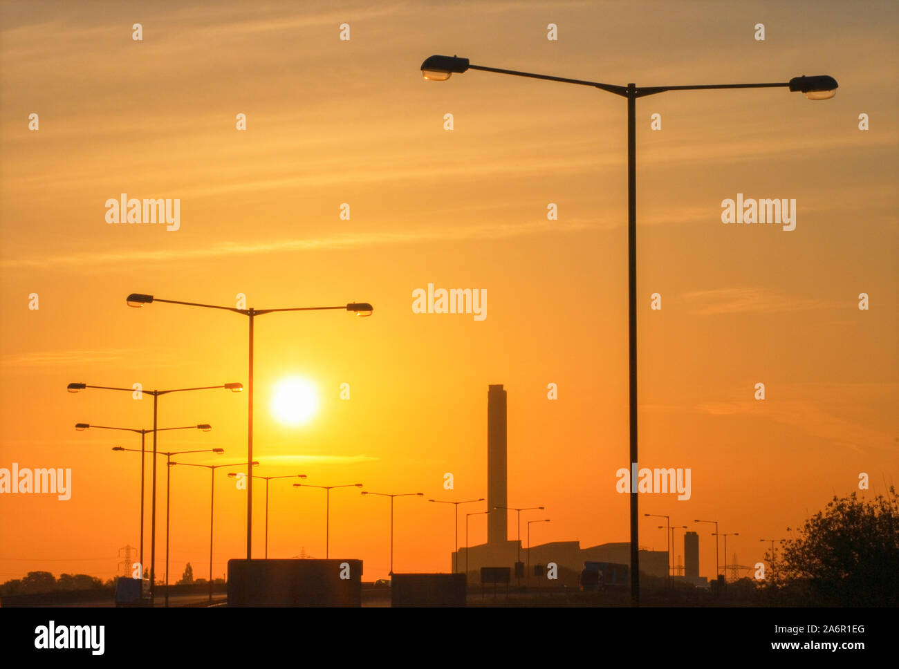 Morning sunrise street light pattern hi-res stock photography and ...