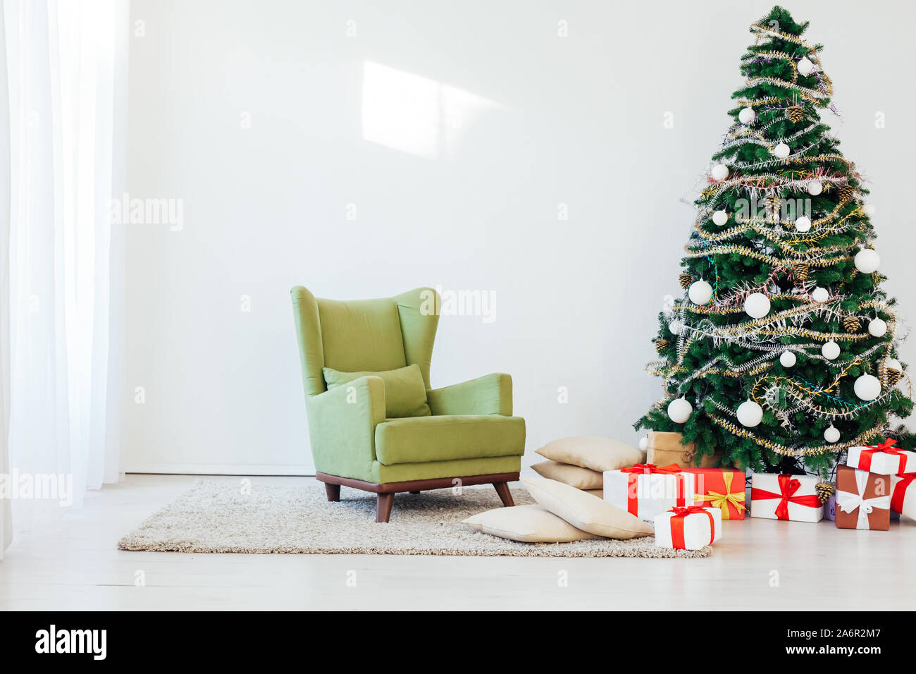 Christmas tree gifts winter background holiday new year Stock Photo - Alamy