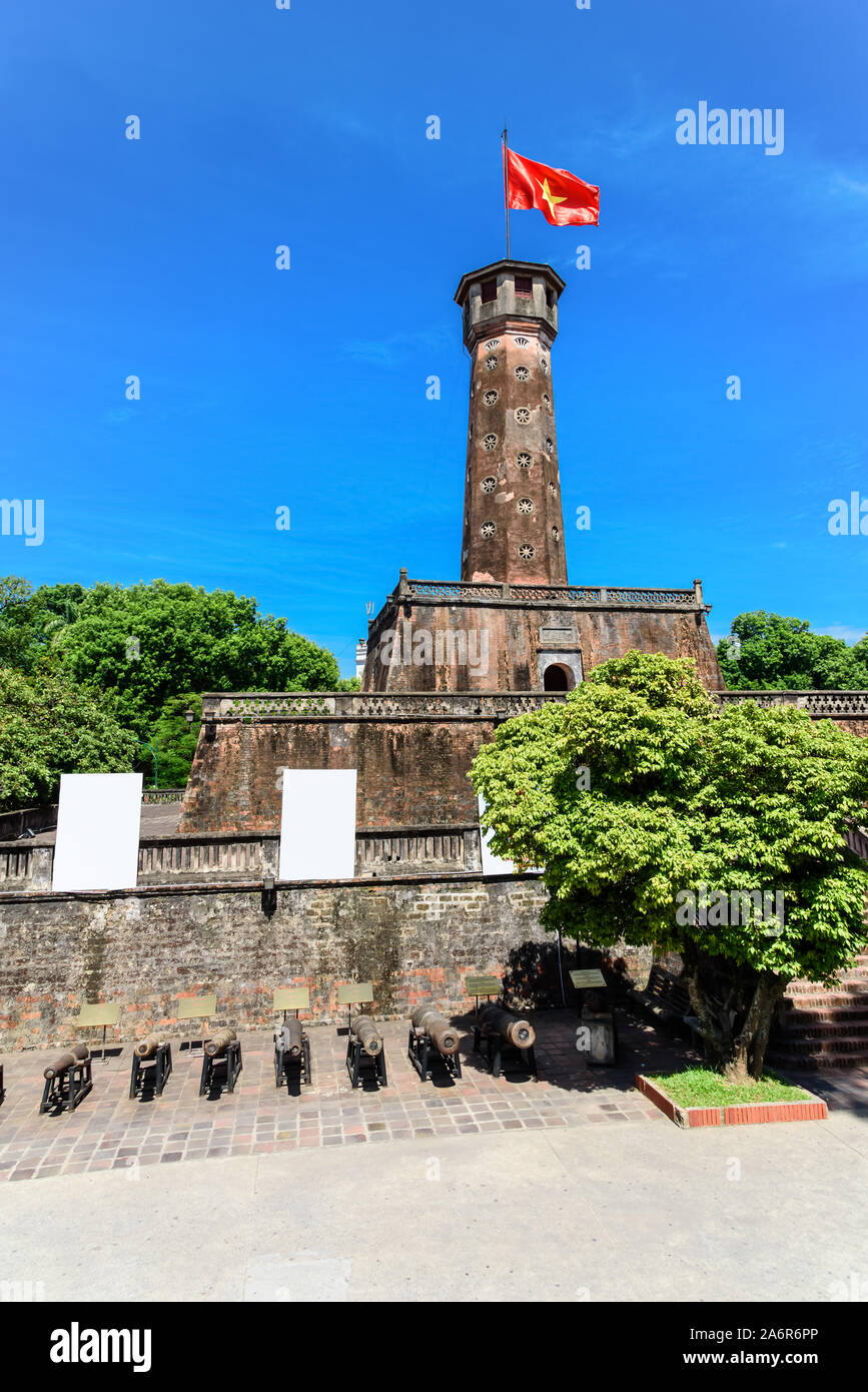 Hanoi flag tower with flying Vietnamese flag and empty standing ...