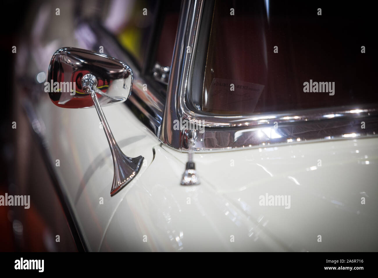 Vintage car side mirror hi-res stock photography and images - Alamy