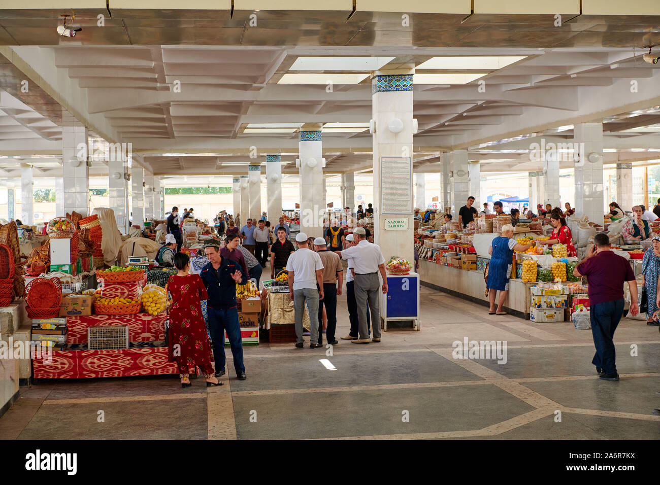 food on market stall in Siyob Bazaar, Samarkand, Uzbekistan, Central ...