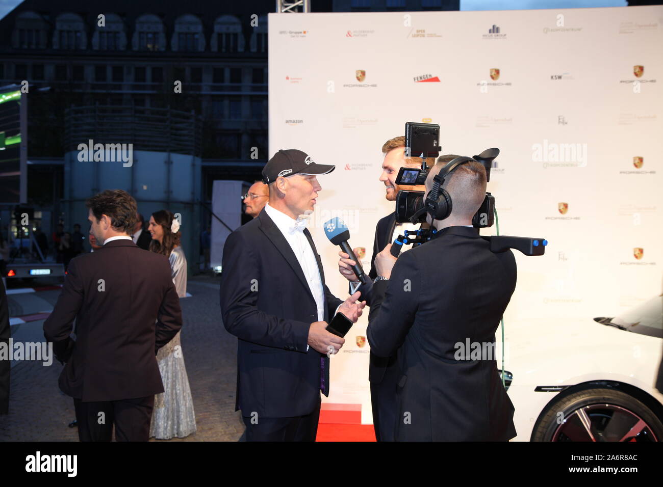 Opernball leipzig hi-res stock photography and images - Alamy