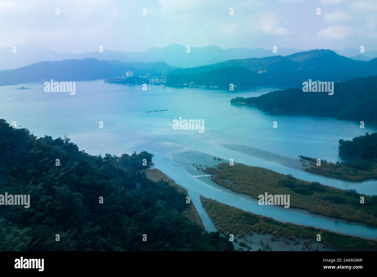 Aerial overhead shot sun hi-res stock photography and images - Alamy