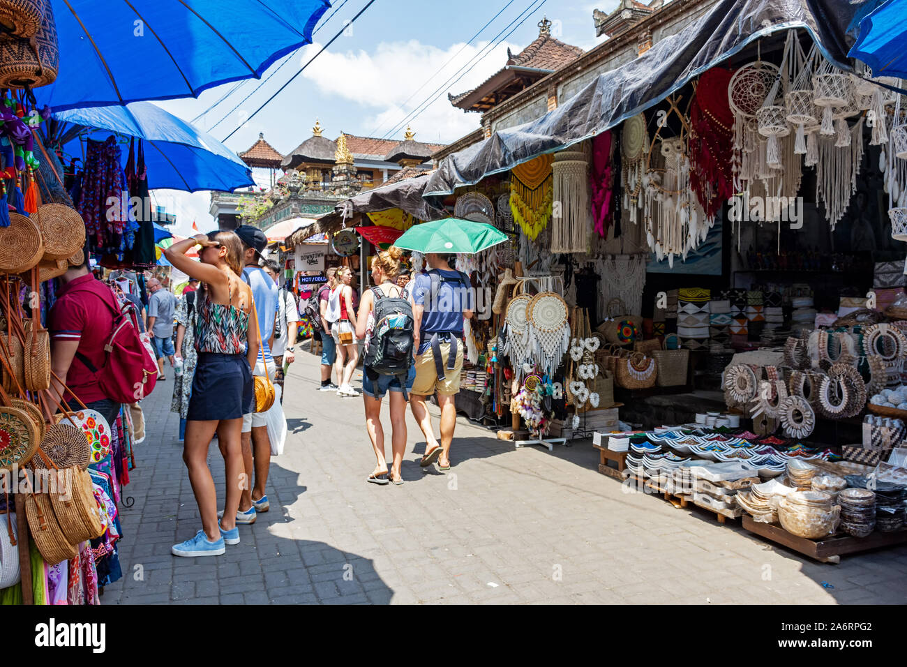 Art market bali hi-res stock photography and images - Alamy