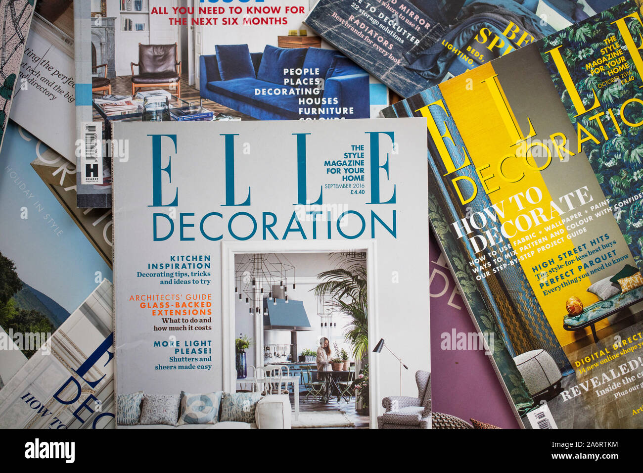 Elle magazine cover hi-res stock photography and images - Alamy