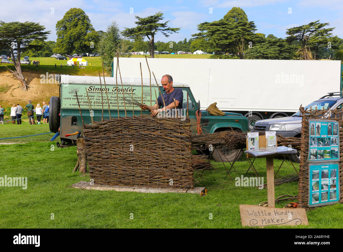 Wattle hurdle maker hi-res stock photography and images - Alamy
