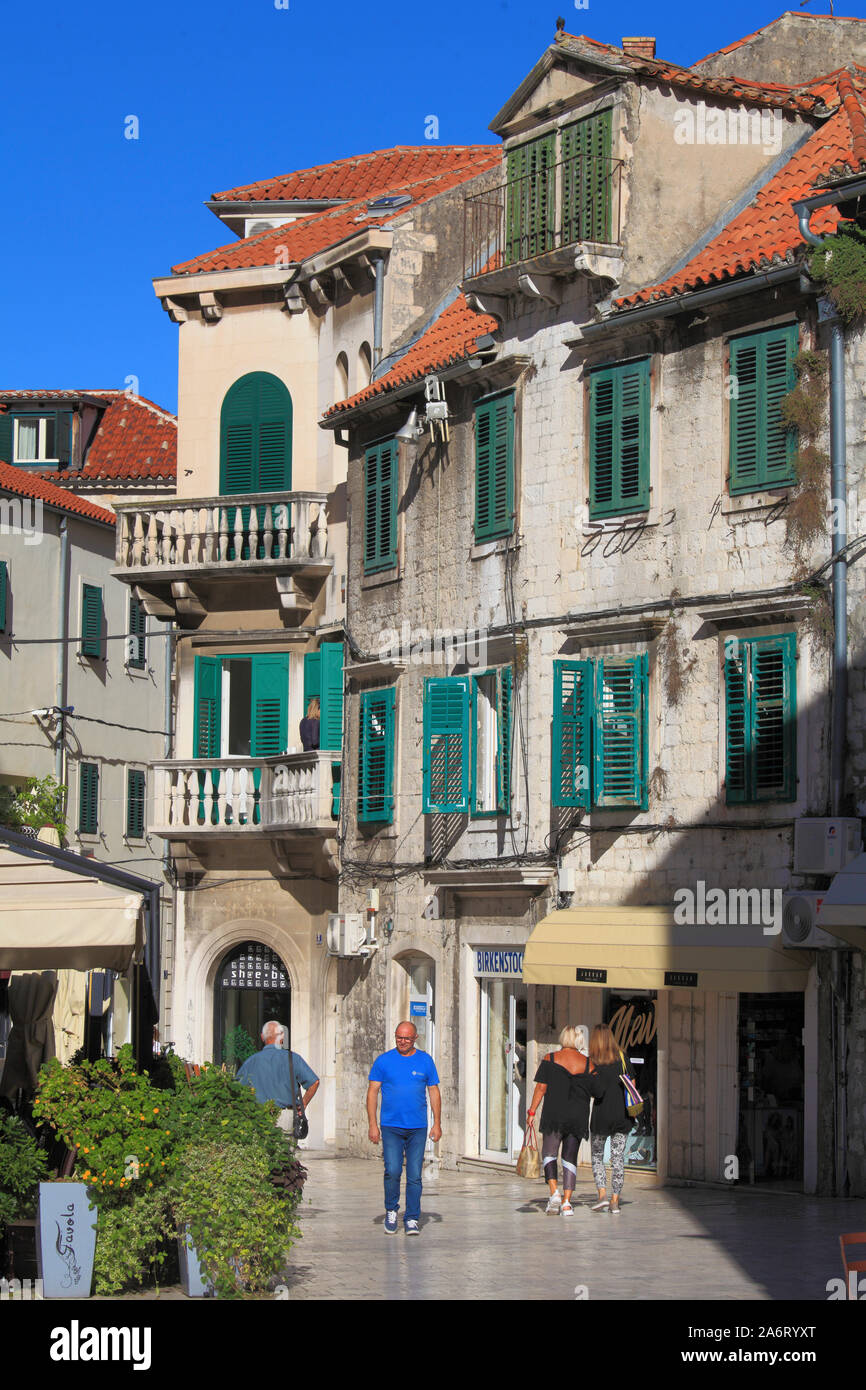 Croatia, Split, Brace Radic Square, Fruit Square, Vocni Trg, street ...