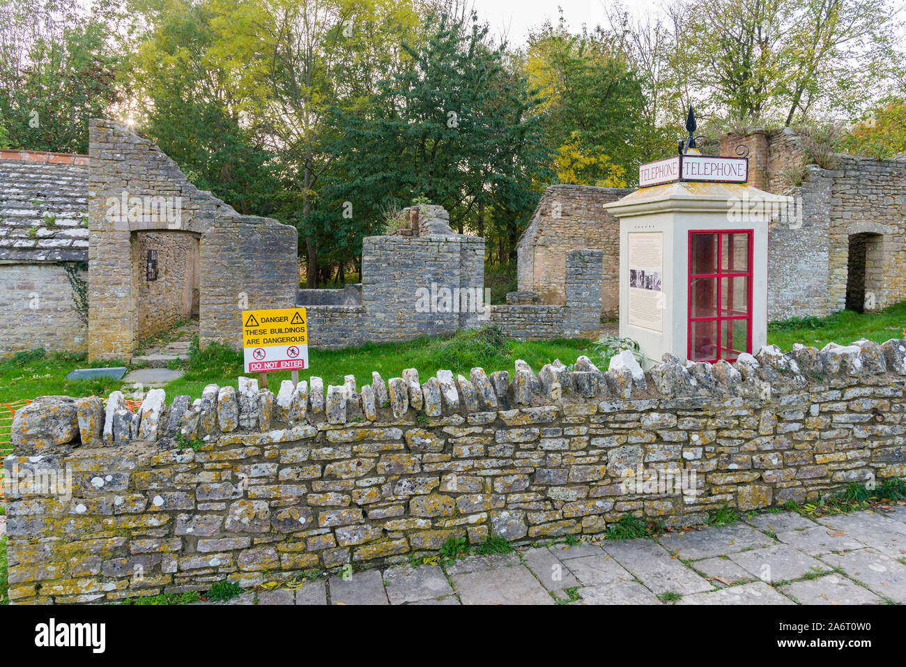 Tyneham, Dorset, UK. 28th October 2019. UK Weather. Autumnal view of ...