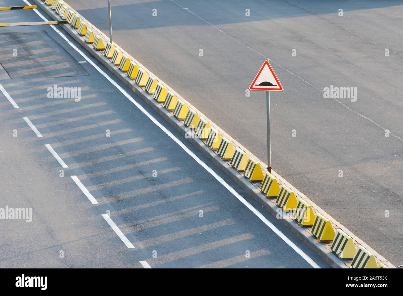 Bump ahead sign hi-res stock photography and images - Alamy