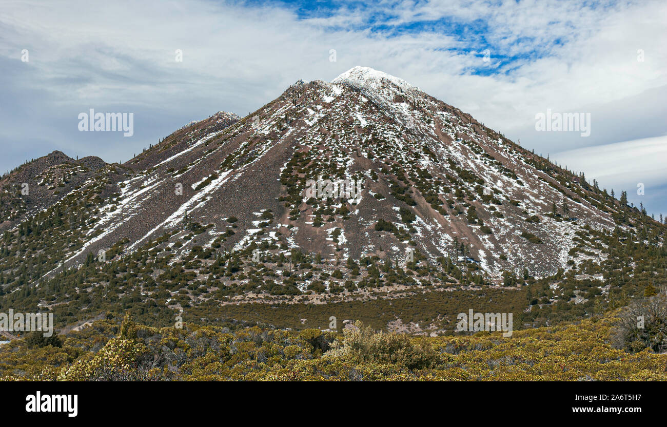 Black butte lava dome hi-res stock photography and images - Alamy