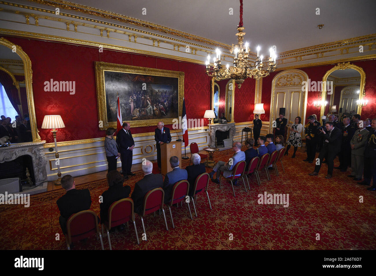 6000th recipient legion dhonneur hi-res stock photography and images ...