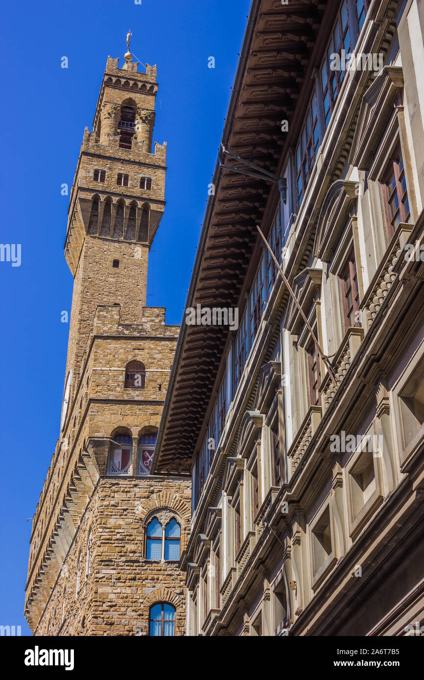 Palazzo vecchio windows hi-res stock photography and images - Alamy