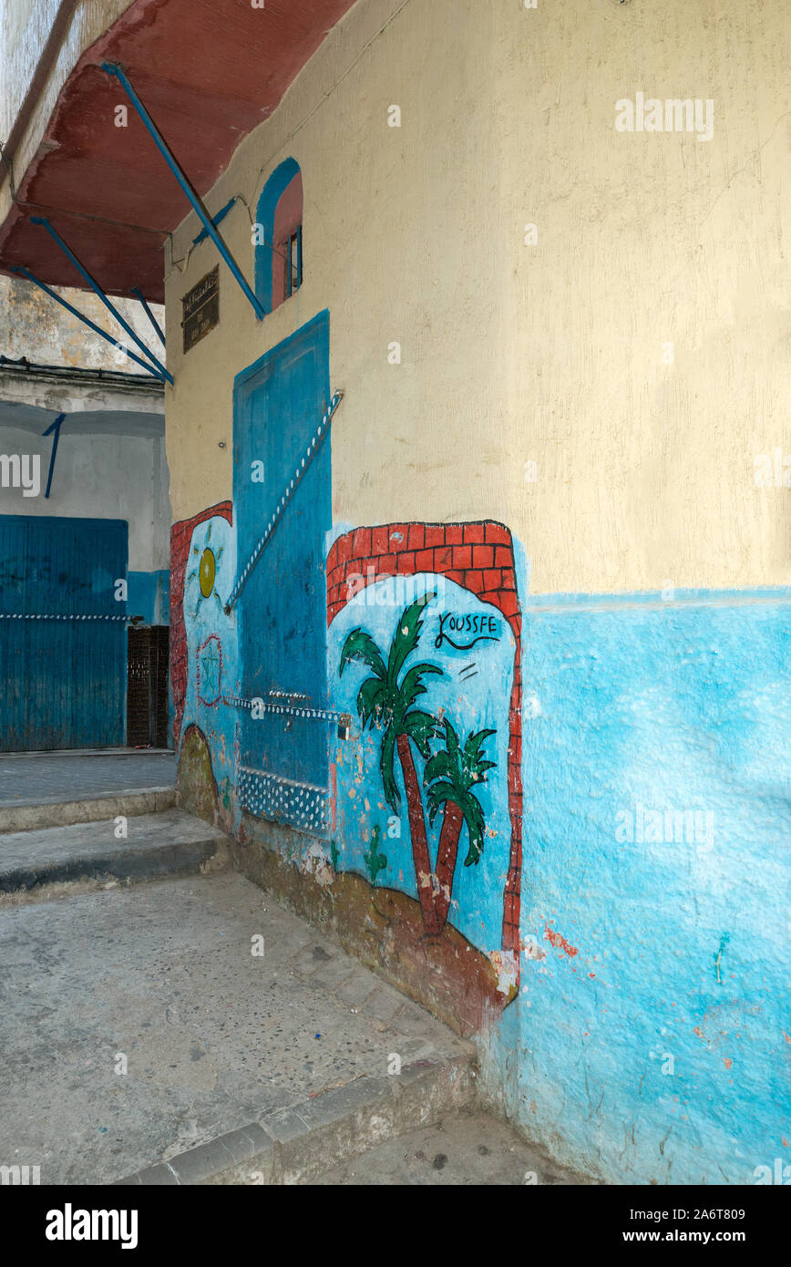 Tingi tingi hi-res stock photography and images - Alamy