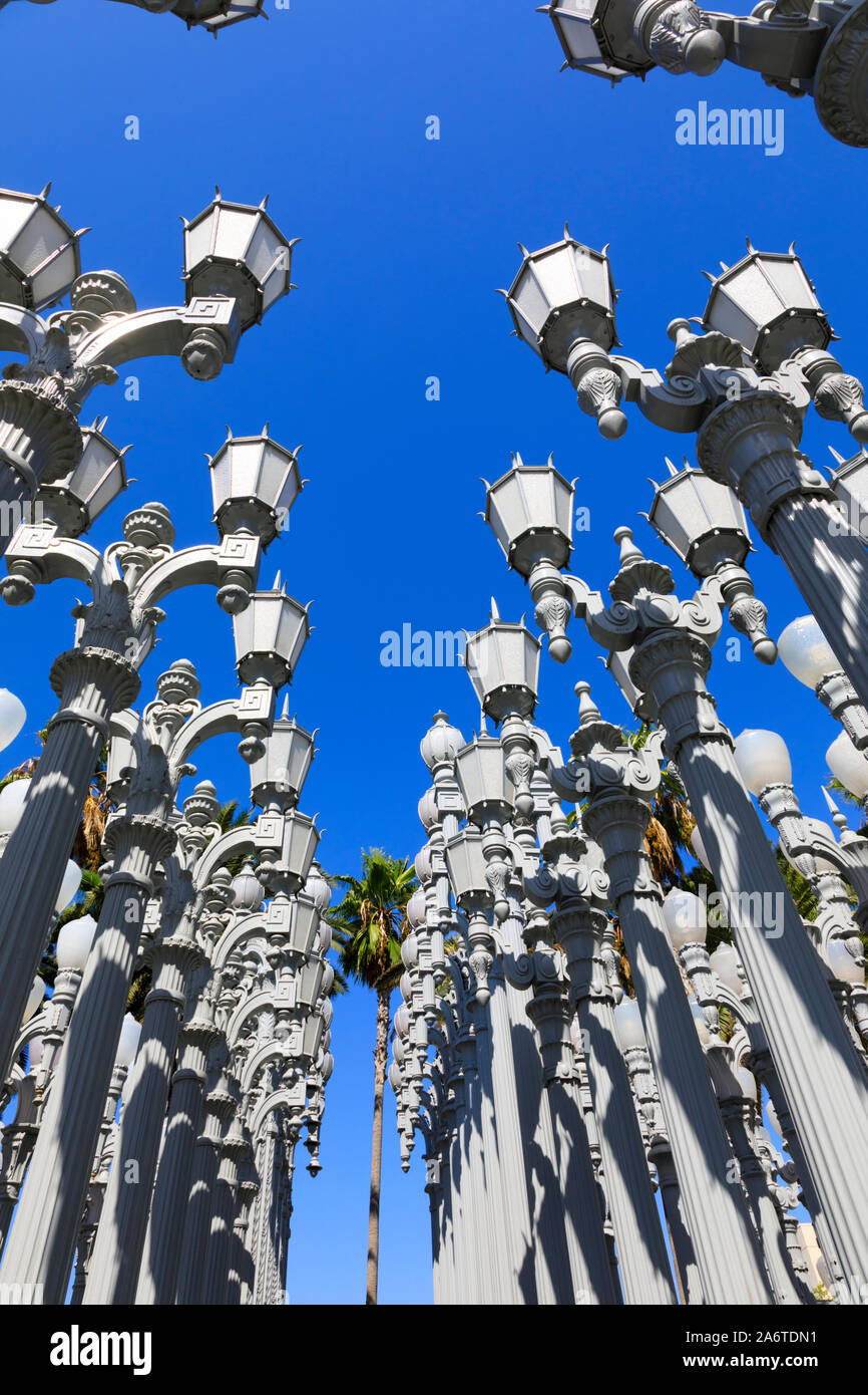 “Urban Lights” art installation, Los Angeles County Museum of Arts ...