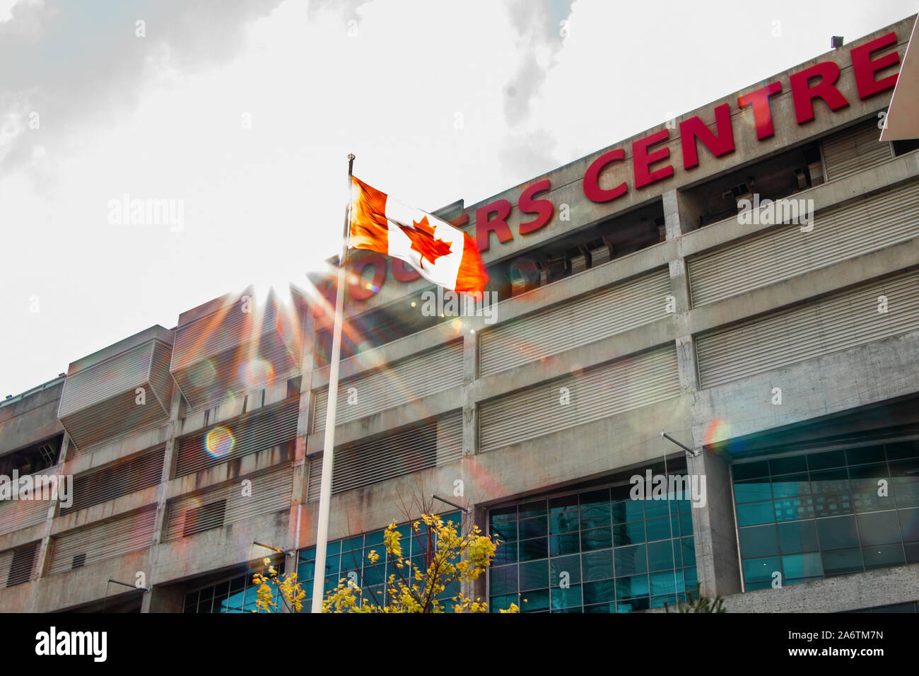 Canada flag toronto hi-res stock photography and images - Alamy