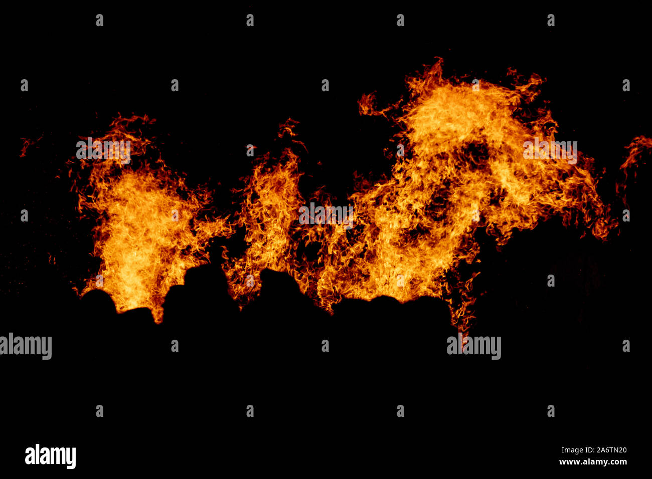 Real fire hi-res stock photography and images - Alamy
