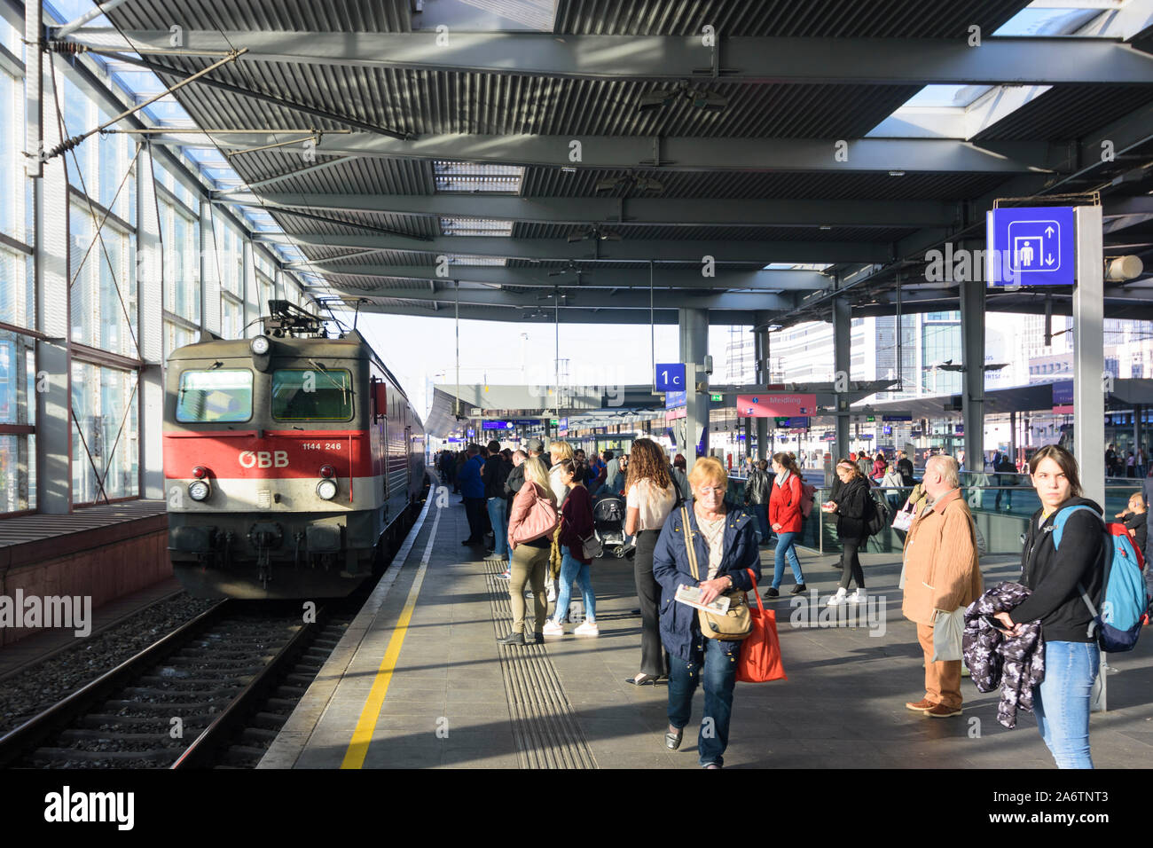 Railway station praterstern in 02 leopoldstadt hi-res stock photography ...