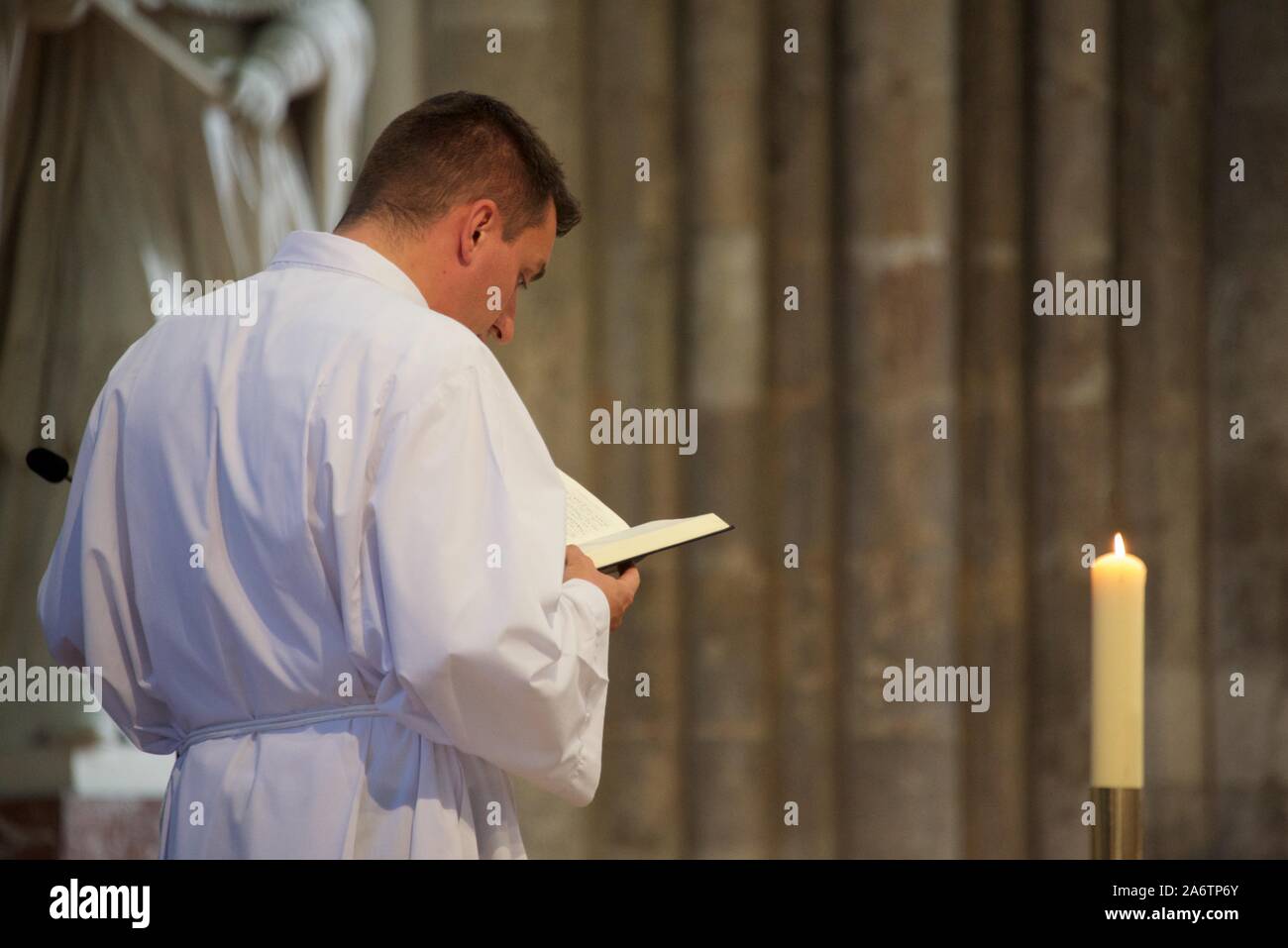 Cincture hi-res stock photography and images - Alamy