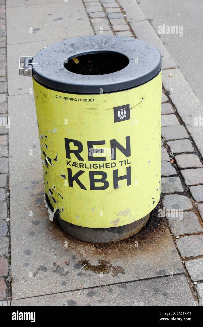 Copenhagen, Denmark - September 4, 2019: Yellow public litter bin Stock ...
